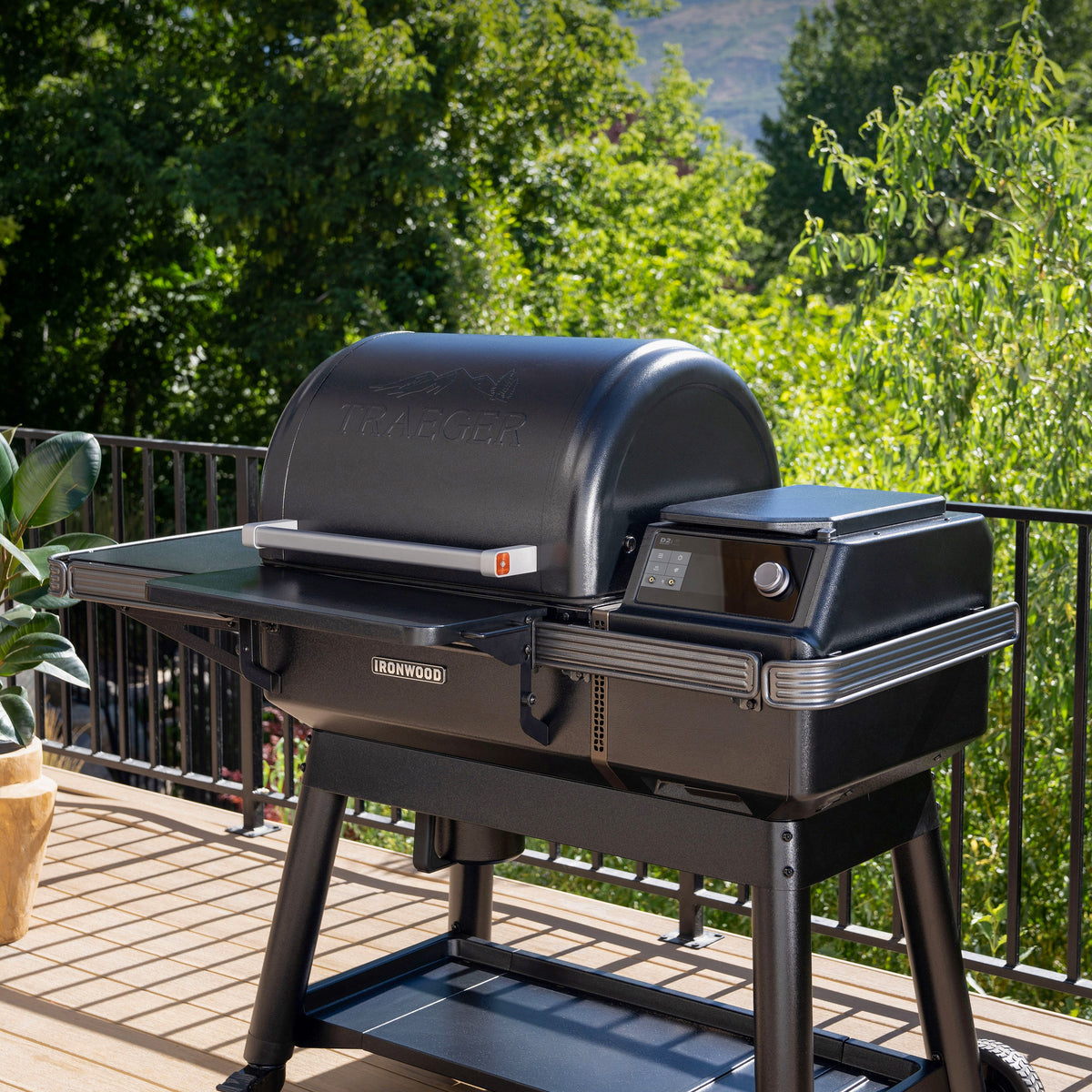 Shop Traeger Wood Pellet Grills – Texas Star Grill Shop